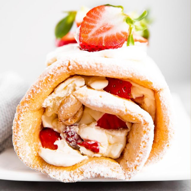 Strawberry Cake Roll [Recipe with Video]