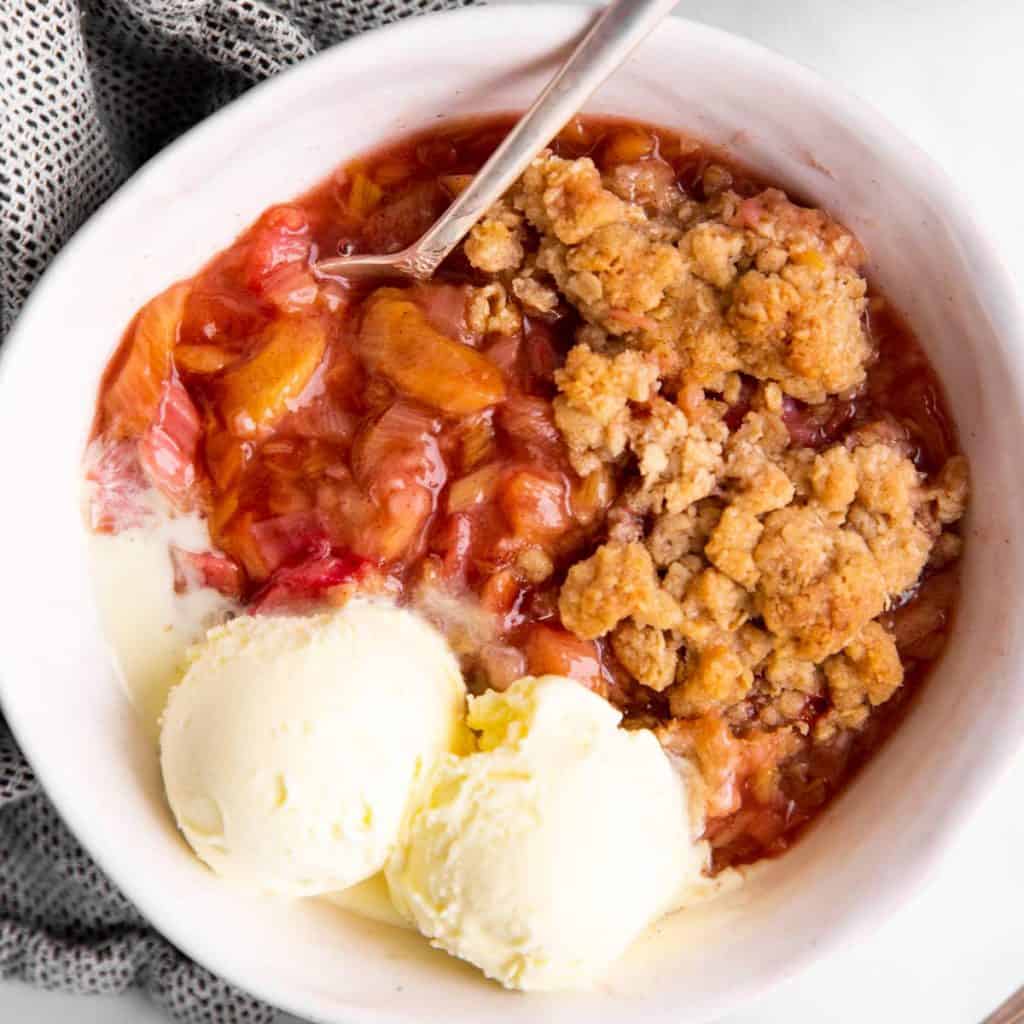 Easy Rhubarb Crisp Recipe [+ Video] - Savory Nothings