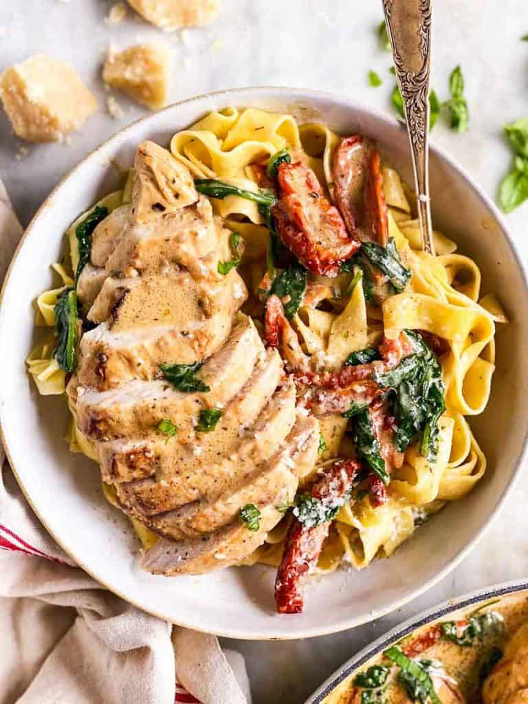 Creamy Tuscan Chicken Recipe - Savory Nothings