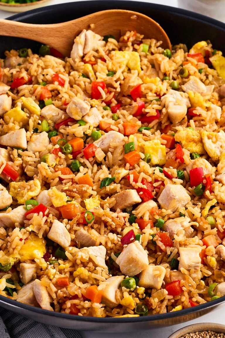 Easy Chicken Fried Rice Recipe - Savory Nothings