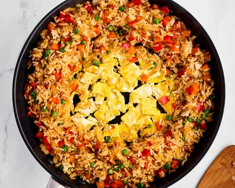 Easy Chicken Fried Rice Recipe Savory Nothings