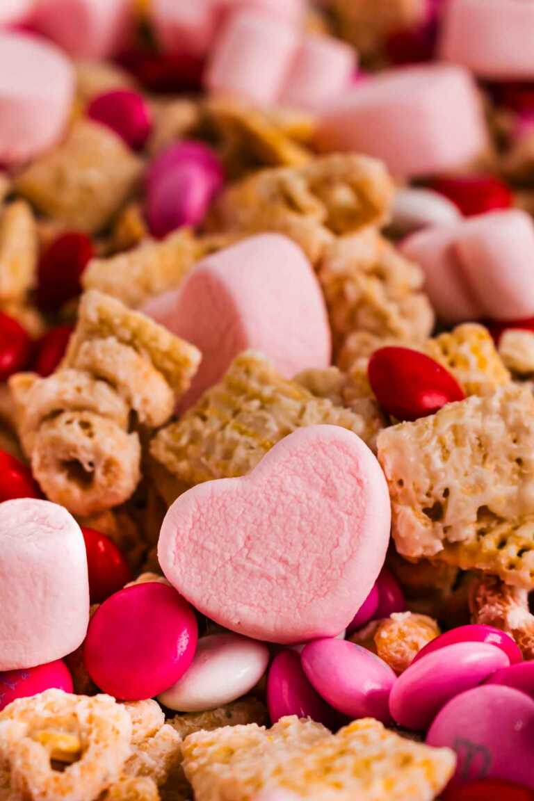 Cupid's Crunch (Valentine's Treat Mix) - Savory Nothings