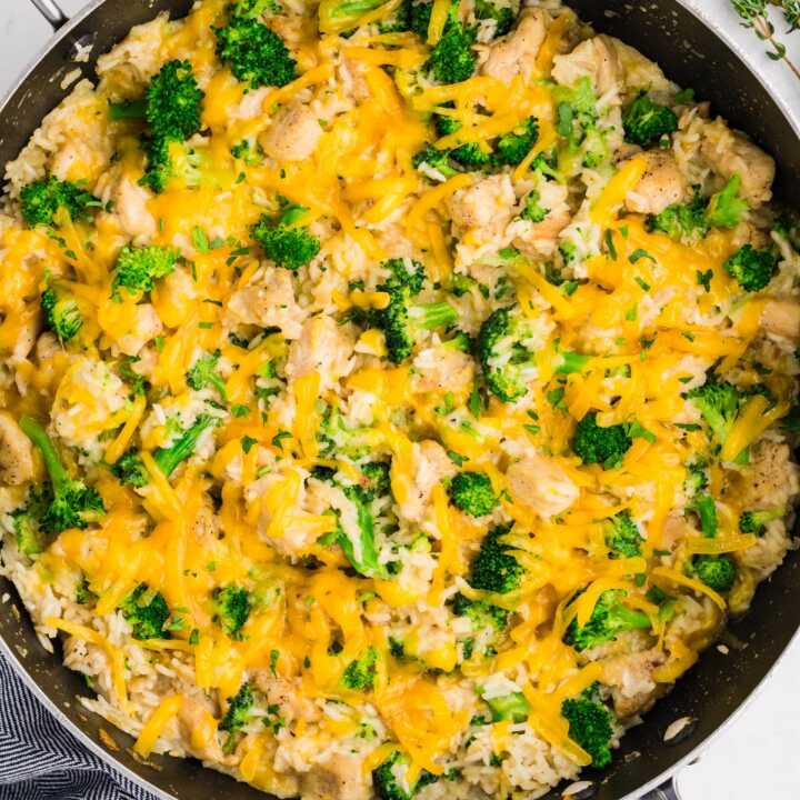 Chicken Broccoli Rice and Cheese Skillet (Easy & Creamy) - Savory Nothings