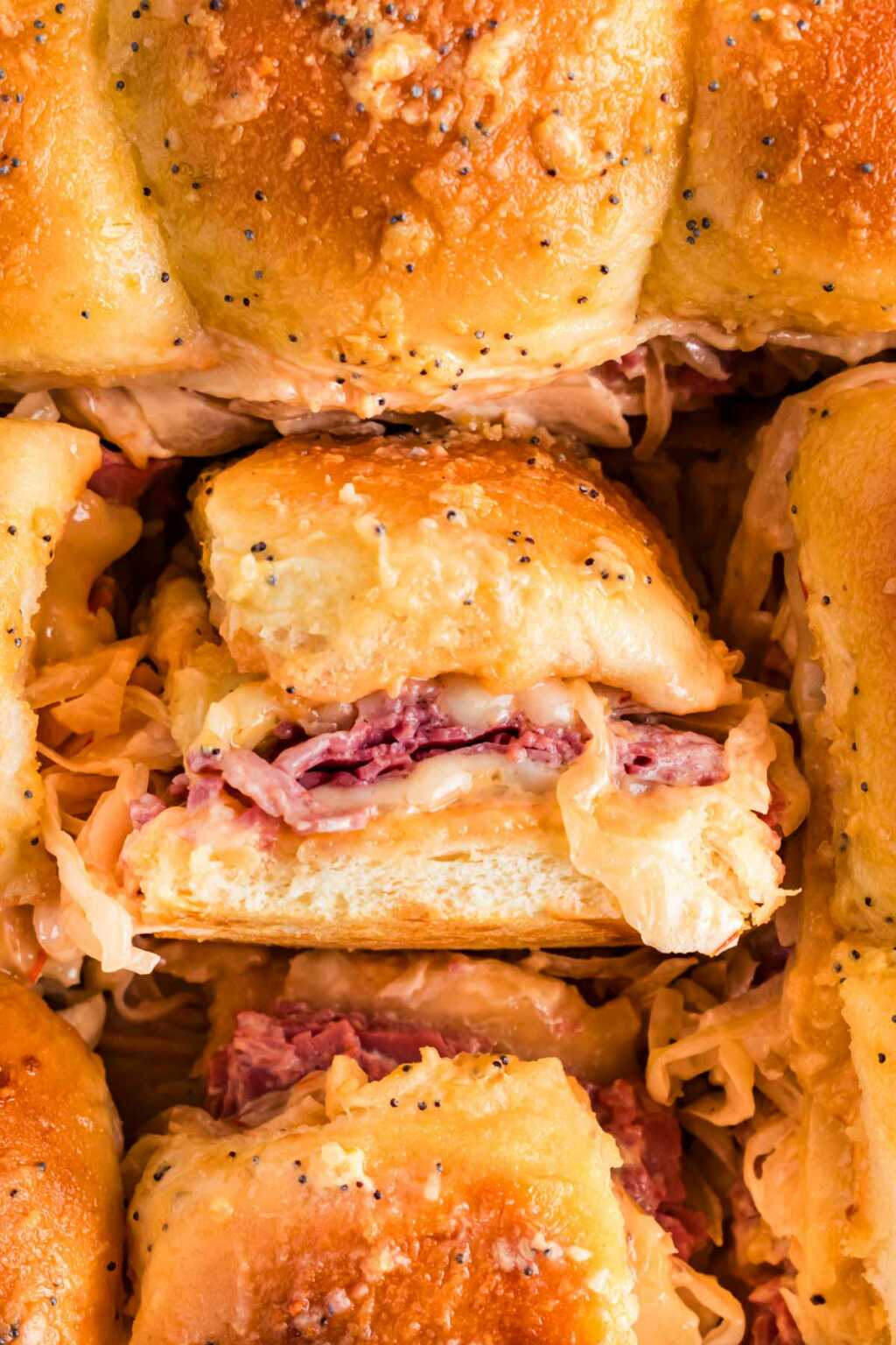 Reuben Sliders Recipe - Savory Nothings