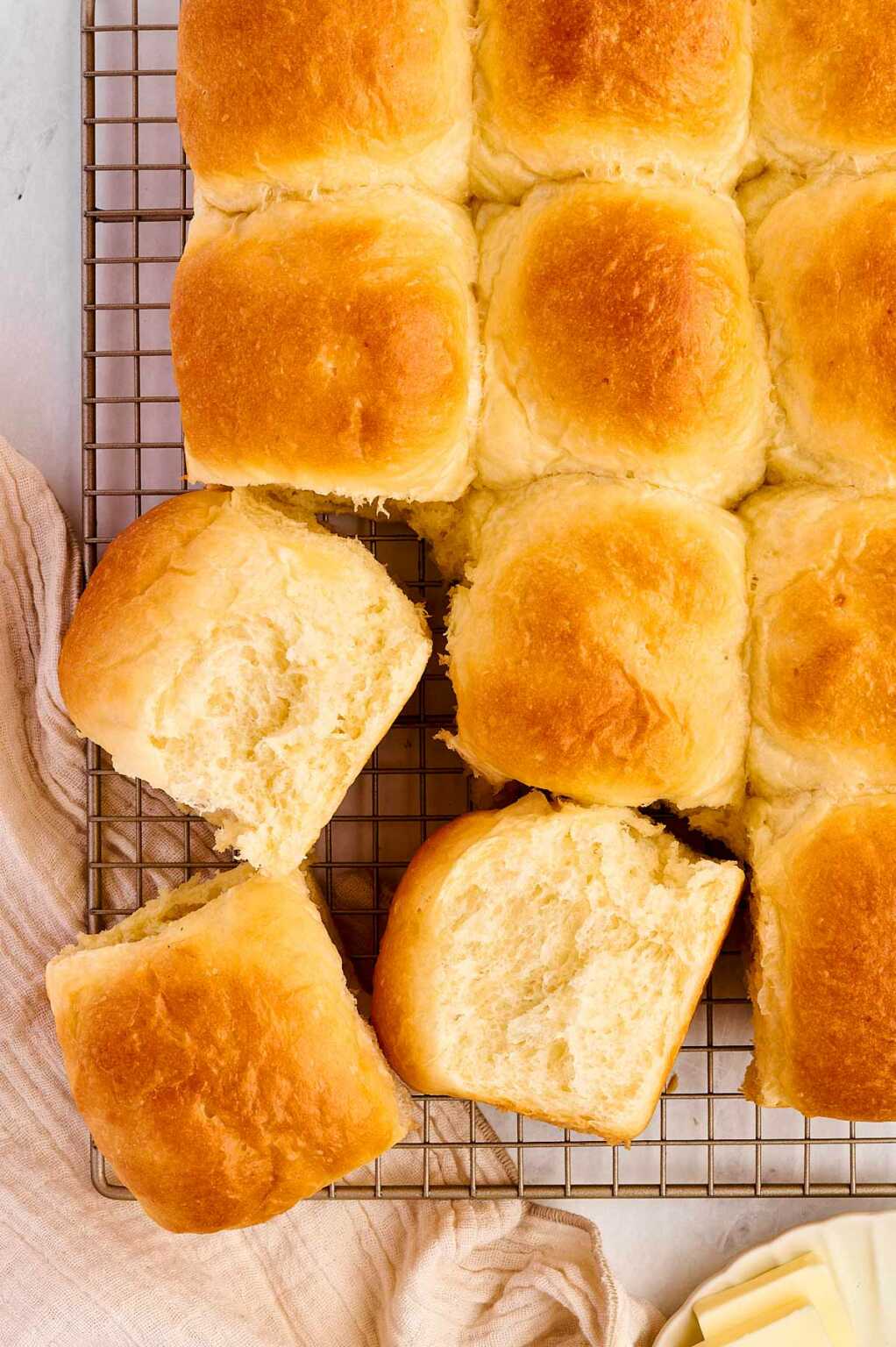Fluffy Potato Rolls: Soft, Buttery & Easy to Make from Scratch ...