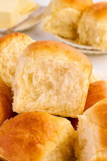 Fluffy Potato Rolls: Soft, Buttery & Easy to Make from Scratch ...