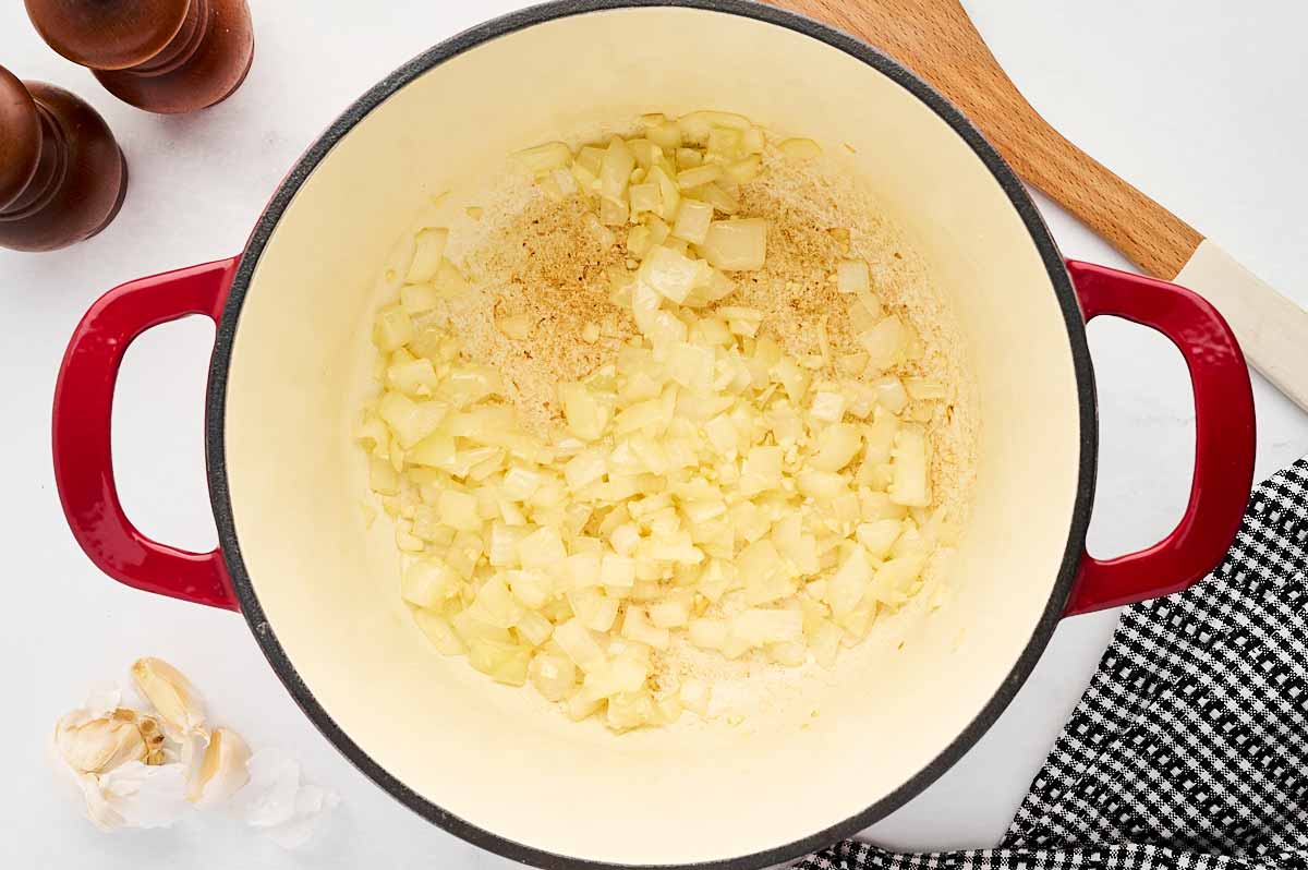 🎃 October Chili (Pumpkin Black Bean Chili Recipe) - Savory Nothings